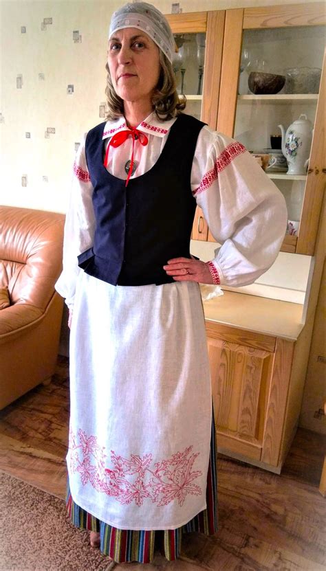 Urvaste Kihelkond Carmeni Rahvarõivad