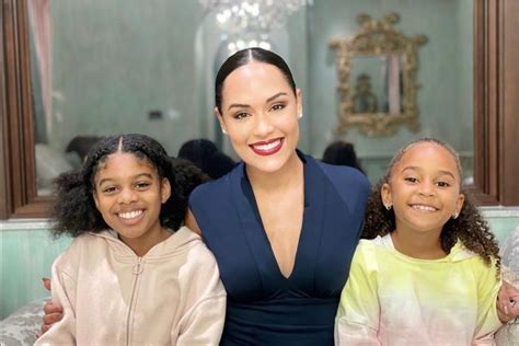 Grace Gealey 🇰🇾 Grace Narducci Descendants Grace Greenleaf Outfits
