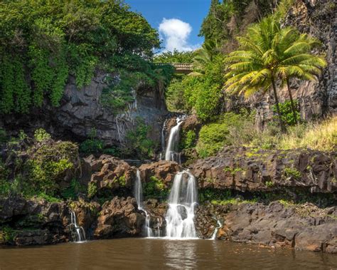 19 Waterfalls Around The World Ideas Beautiful Waterfalls Waterfall