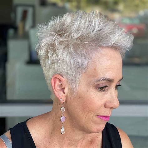 27 Short Spiky Haircuts For Women Over 60 With Sass Short Spiky
