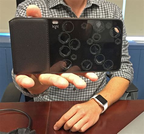 16 Cameras In One Light Announces L16 Multi Aperture Computational Camera As Pocket Sized Dslr