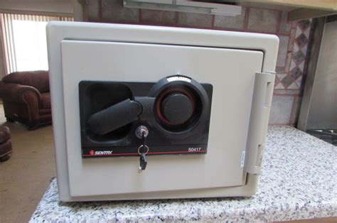 Lot Detail Small Sentry Safe
