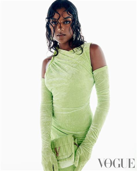 Simone Ashley “i Dont Want To Be Put In A Certain Box I Want To Be