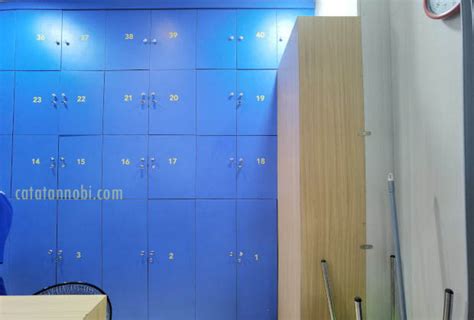 Fasilitas Penitipan Barangtas Dan Koper Di Stasiun Pasar Senen Jakarta