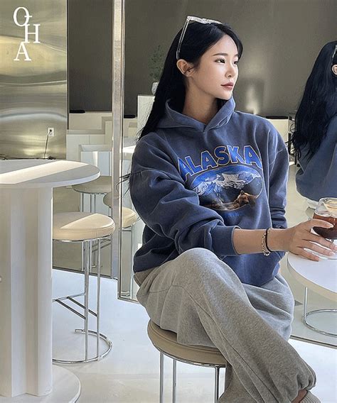 🚀당일발송 남녀공용 유사품주의🚀 알레스카 피그먼트 프린팅 남녀공용 오버핏 루즈핏 기모 후드티 긴팔 맨투맨 에이블리