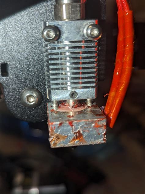 filament leaking from above nozzle r ender3v2