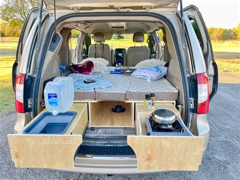 Riverleaf Arches Conversion Kit Turns Any Minivan Into A Camper Within Minutes Autoevolution