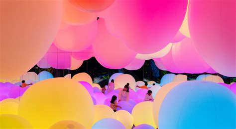 「微型藝術博物館」展登陸台北華山！集結全球20位藝術家、超過160件作品 la vie