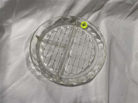 Assorted Glass Items Taylor Auction And Realty Inc