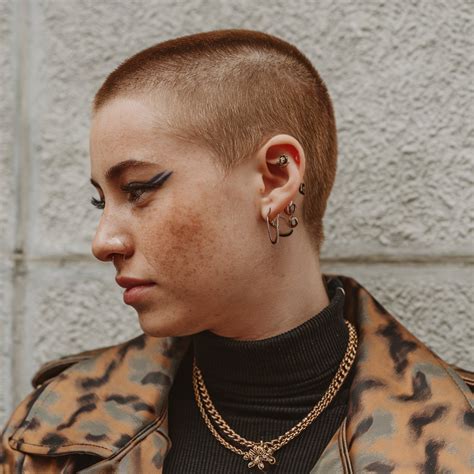 10 Best Ways For Women To Wear A Buzz Cut And Look Chic