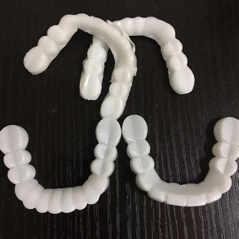 新款上牙下牙装饰仿真牙套牙齿硅胶假牙套道具假牙齿微笑假牙套 阿里巴巴