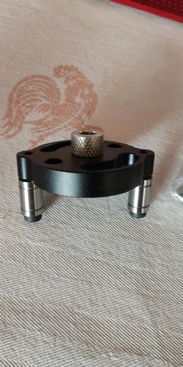 Vertical Centering Drill Guide Glossena