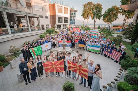 Осум медали за македонските ученици на Јуниорската балканска математичка олимпијада Skopjeinfo Mk