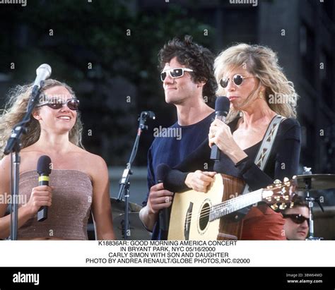 Jan 1 2011 K18836ar Good Morning America Concertin Bryant Park