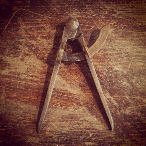 Objects That Look Like Letters Ideas Alphabet Photography Letter Photography Lettering