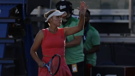 Sofia Kenin Edges Daria Kasatkina In Rollercoaster At Charleston Open Yardbarker
