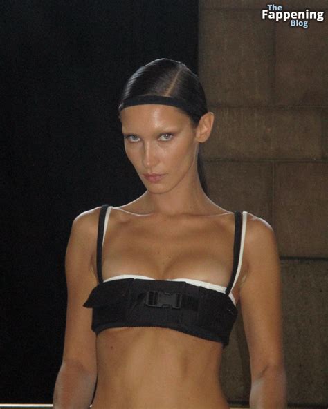 Bella Hadid Sexy Topless Photos Onlyfans Leaked Nudes