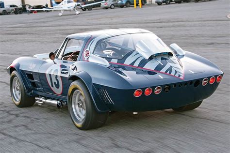 The Aviator Issue 157 Corvette Magazine