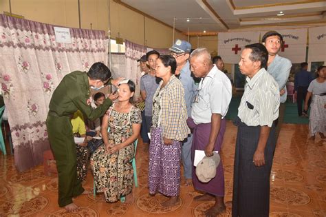 တပ်မတော်မြစ်တွင်းသွား ဆေးရုံရေယာဉ် ရွှေပုဇွန် နှင့် မြစ်ရေယာဉ် စကု ညောင် တုန်းမြို့၊ မြို့ပေ