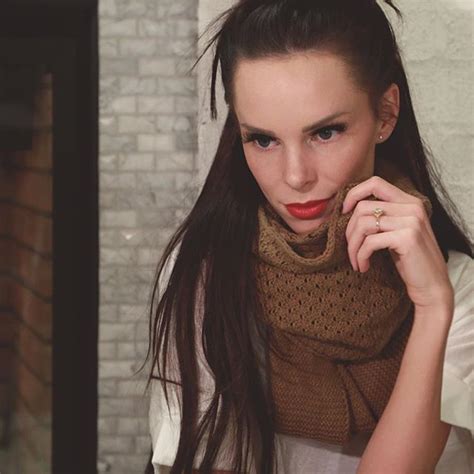 Cara Chatwin Thegrittypretties • Instagram Photos And Videos Cara