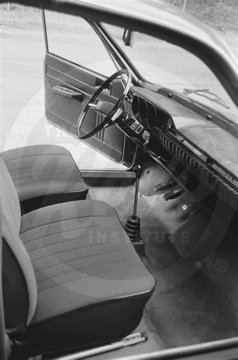 Renault 12 Launch Revs Digital Library