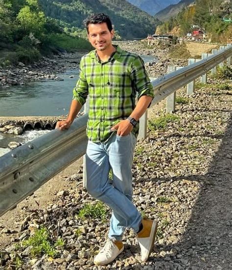 Basant Bhatt Biography Sagal News