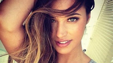 Live Cam Sex 10 Reasons It S Better Than Adult Dating IHeartGuys