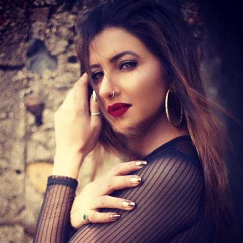 Hansi Parmar Actress Biography Model
