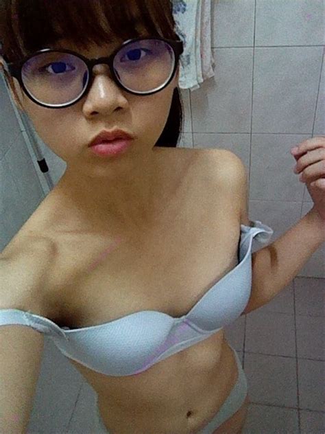 Asian Girl Porn Pic