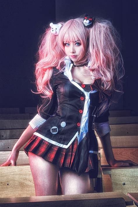Sexy Halloween Cosplays