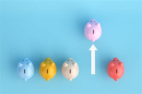 성공적인 사업 시작 재정적 경쟁 및 목표 달성 경쟁 우위 저축 또는 투자 창출 성공 돼지 저금통에 대한 스톡 사진 및 기타 이미지 돼지 저금통 승리 동작 활동 스포츠