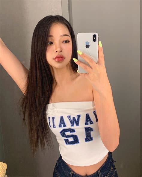 Crop Top R Croptopgirls