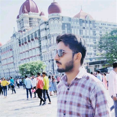 Shahrukh Khan On Linkedin Happyand Happy