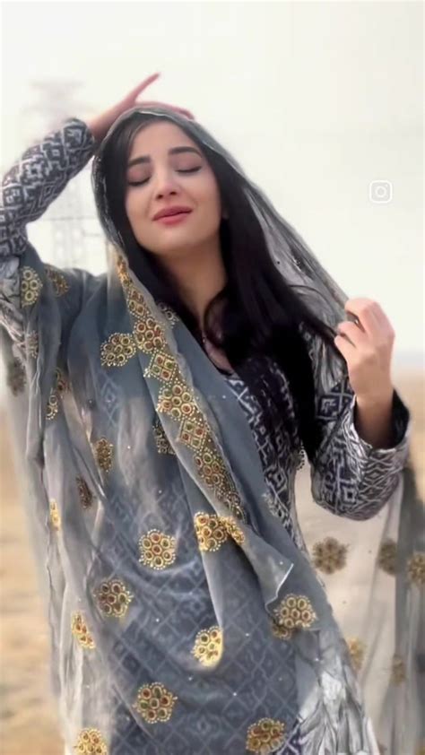 دابسمش کلیپ کیوت جذاب نیکا چالش ویترین گوگولی بامزه لایک فیلم ویسگون