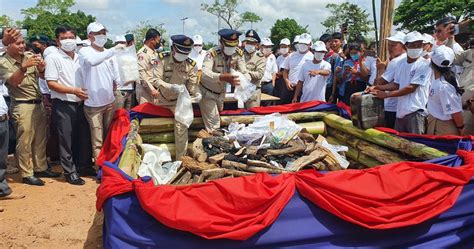 គ្រឿងញៀនជាង ១០គីឡូក្រាម ត្រូវបានដុតកំទេចចោល នៅក្នុងខេត្ដសៀមរាប ក្រសួងព័ត៌មាន