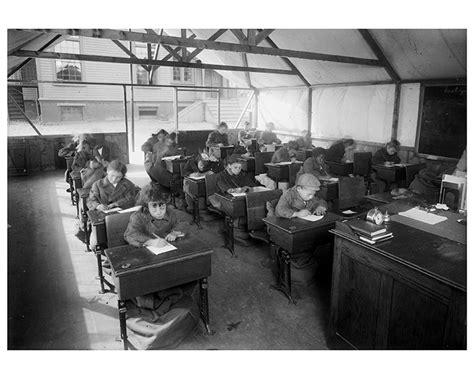 Outdoor 1st Grade Classroom Brooklyn New York Early 1900s — Old Nyc