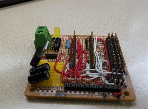 Skcc 的軟體工作坊 製作自己的 Arduino