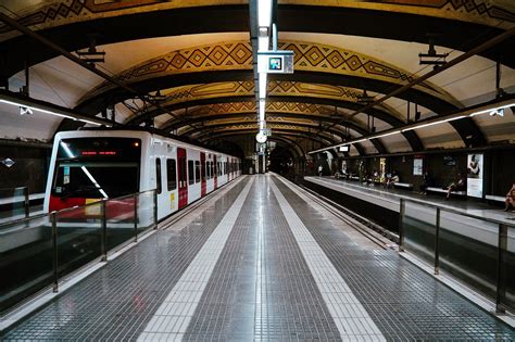 Barcelona Metro Subway Free Photo On Pixabay