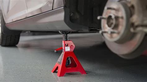 How To Set Up Jack Stands: A Step-By-Step Guide For Safe Vehicle Lifting | Tools Advisor