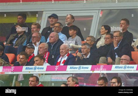 Karl-Heinz Rummenigge (CEO, Vorstandsvorsitzender FCB AG), Herbert ...