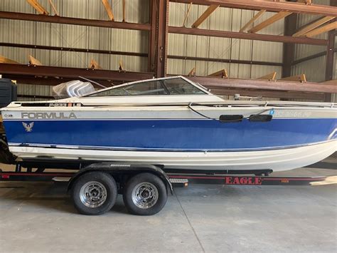 23 Feet 1983 Formula 233 Ls 42633 Antique Boat America