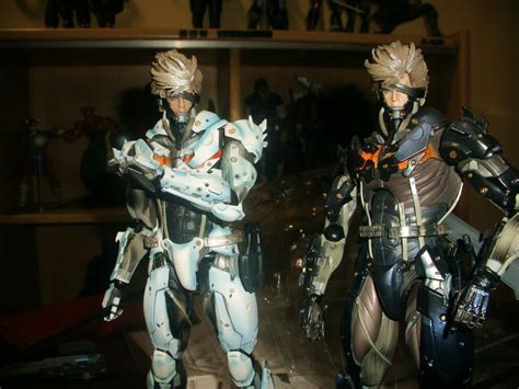 Angels And Summer Play Arts Kai Raiden White Version Mgrr