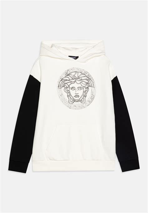 Of Versace Medusa