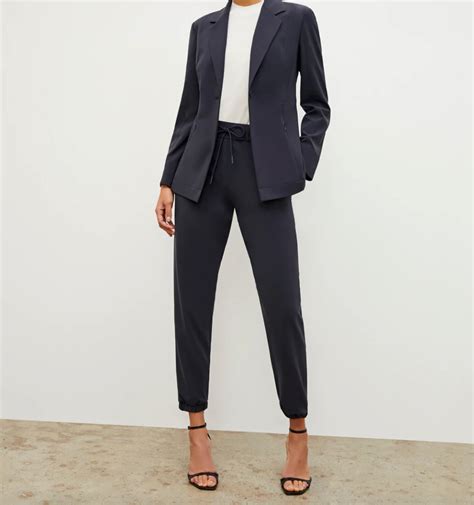 25 Best Dress Pants For Women To Work And Play Parade