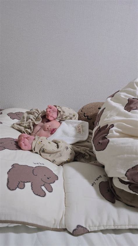 ᴜ ʏᴇᴏɴɢ 사랑스런 아둘 유준 태오 ♥︎ 우리가족 두번째 제주 🍊 6개월 태오랑 40개월 유준이와 함께 갑자기 날씨가 안좋아져서 못가본 곳들이 많아 아쉽지만