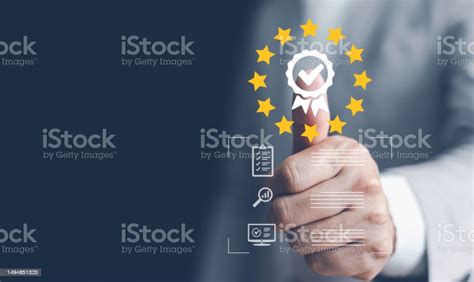 서비스 감사의 개념입니다 품질 보증 기호를 표시합니다 보증 기준 Iso 증명서 및 표준 개념 만족 서비스 경험 품질 평가rewarding 개념에 대한 스톡 사진 및 기타