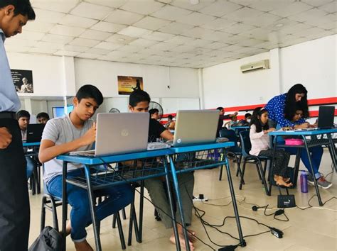 Genius Bit Academy On Linkedin Geniusbitacademy Robotics Arduino