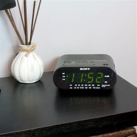 P HD Alarm Clock Radio Motion Activated Hidden Camera SpygearGadgets