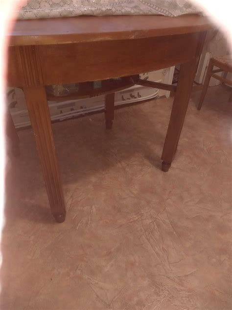 Стіл круглий і овальний розкладні стіл книжка б у 1 200 грн Кухонная мебель Конотоп на Olx