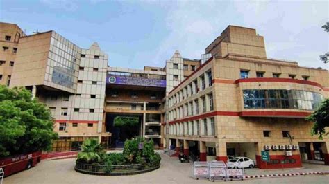 Delhis Ram Manohar Lohia Hospital Opens First Heat Stroke Unit Seema Balkrishna Wasnik